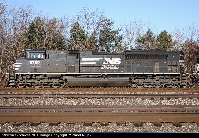 NS 2720